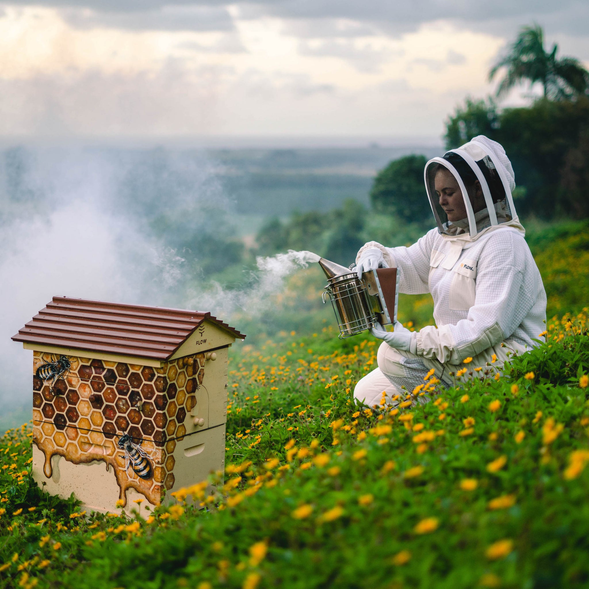 Flow Bee Suit – Mesh - Flow Hive AU